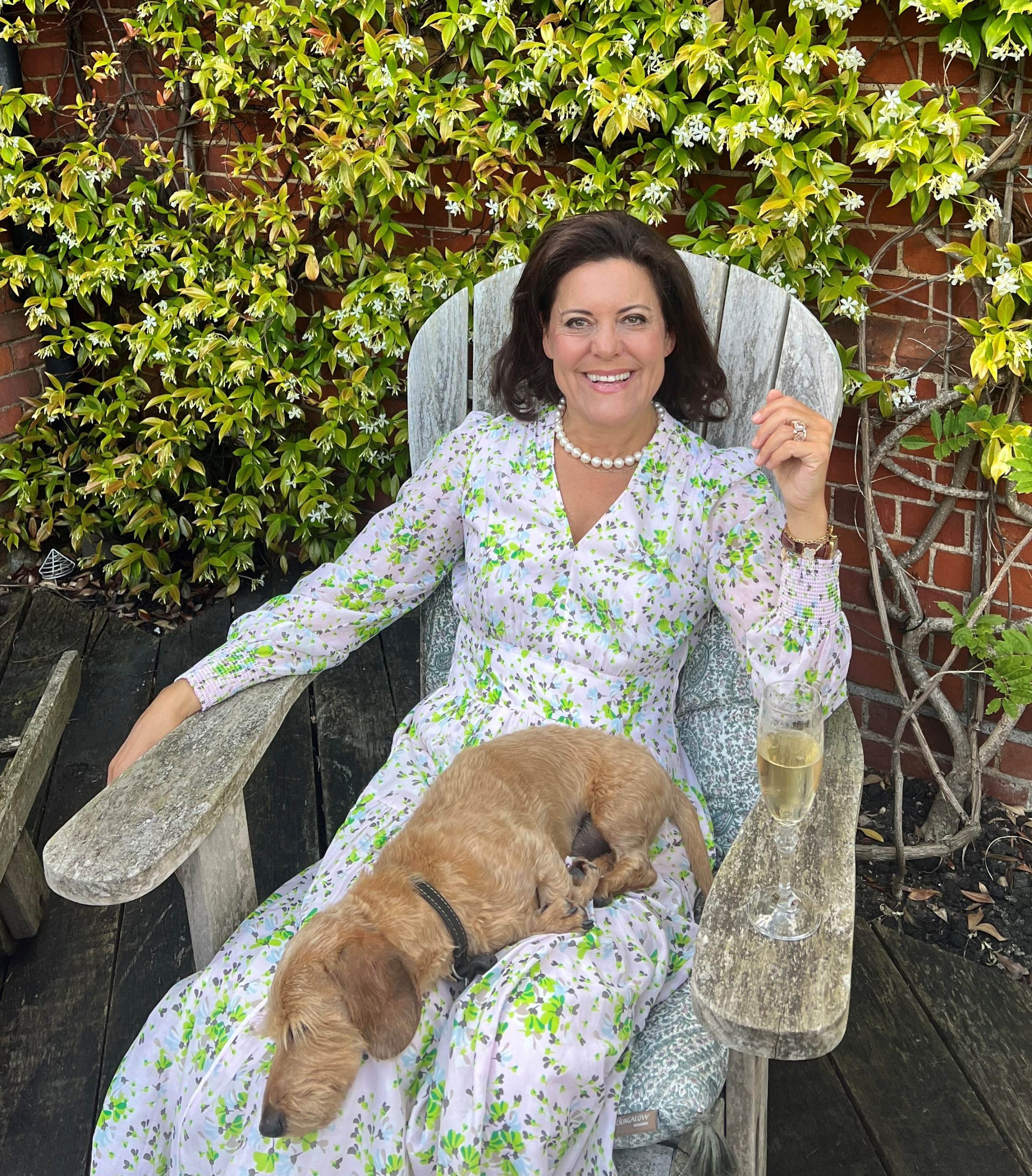 About - Anna Pasternak